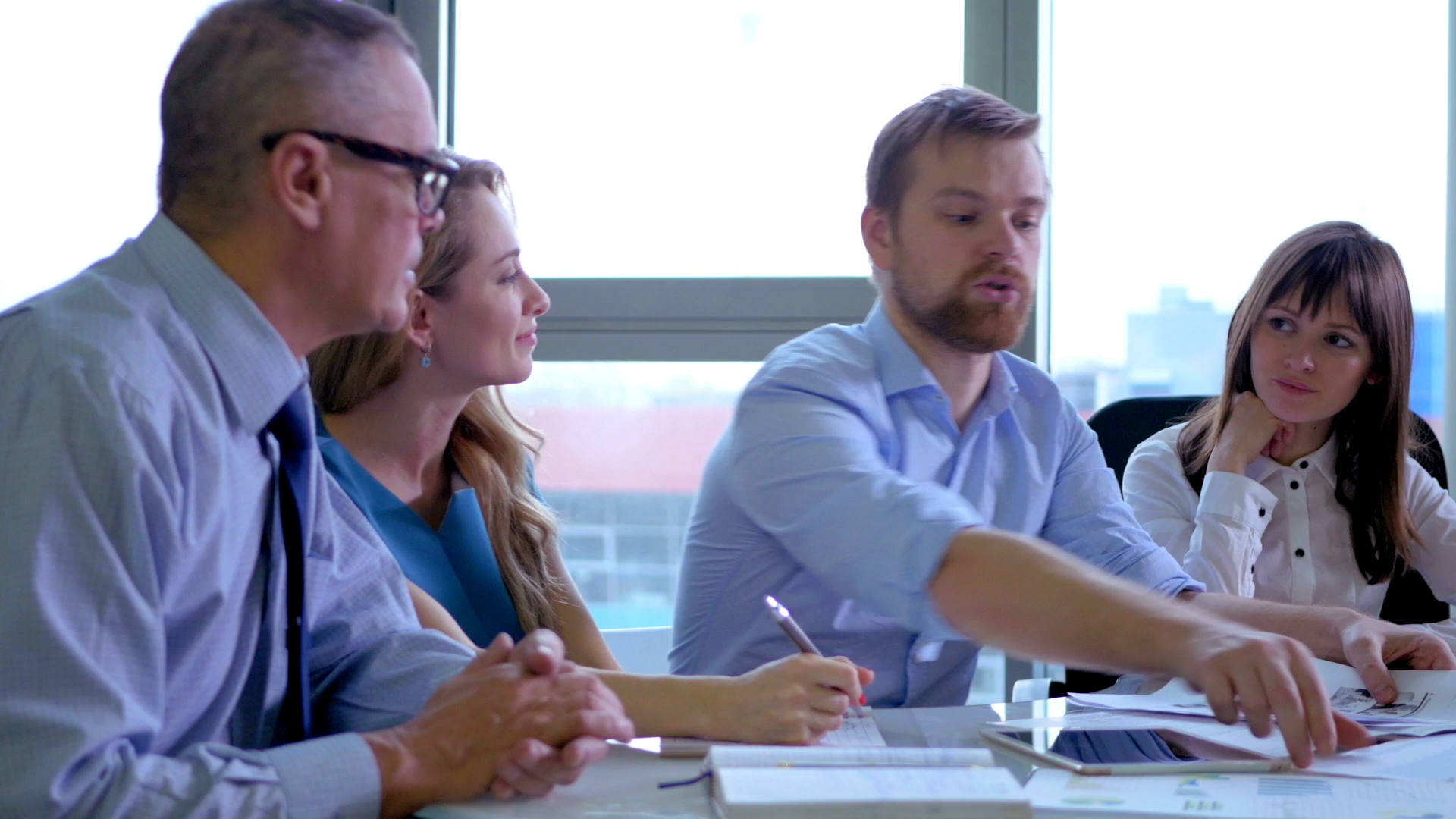 1.2 Aligning Stakeholders | G Com Solutions Limited